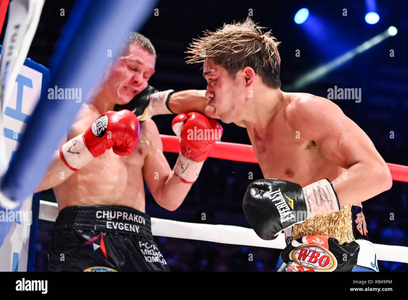 Tokyo, Japan. 30th Dec, 2018. (L-R) Evgeny Chuprakov (RUS), Masayuki ...