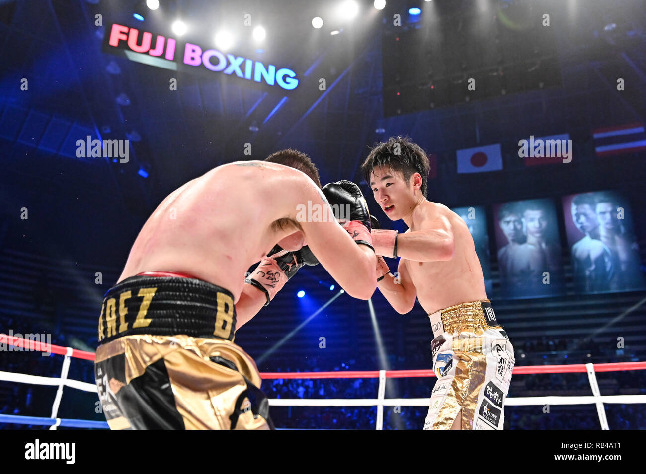 Tokyo, Japan. 30th Dec, 2018. (L-R) Saul Juarez (MEX), Ken Shiro (JPN ...
