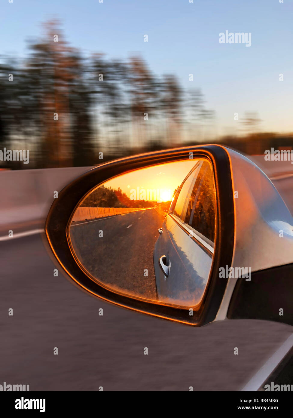 Lateral mirror hi-res stock photography and images - Alamy