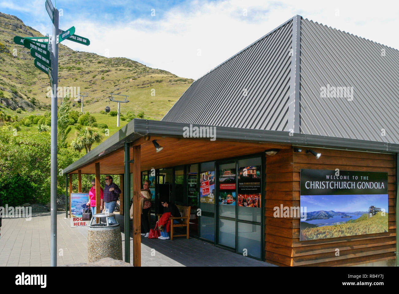 Mount cavendish gondola cable car hi-res stock photography and images ...