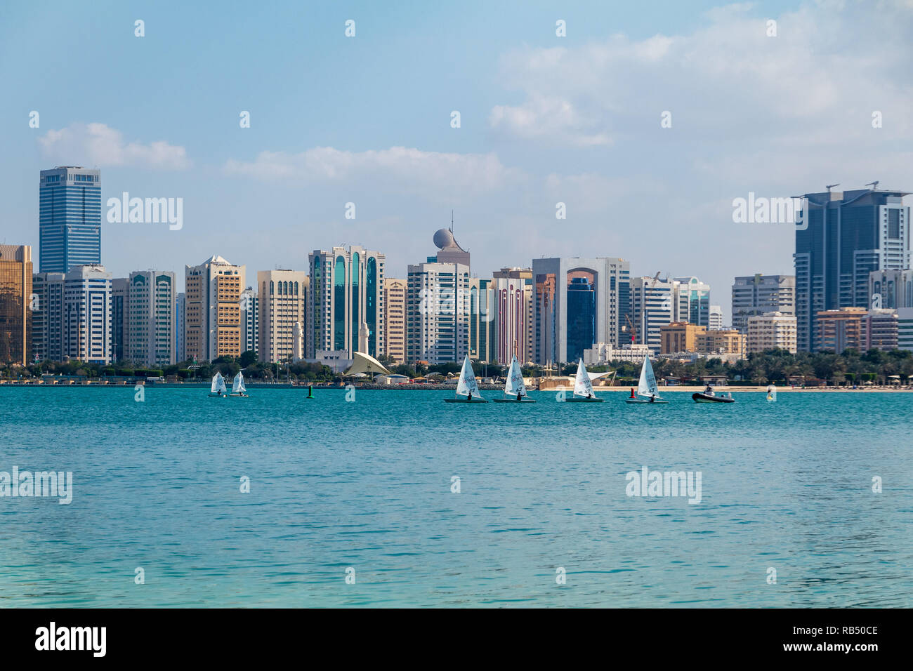 Uae landscape hi-res stock photography and images - Alamy