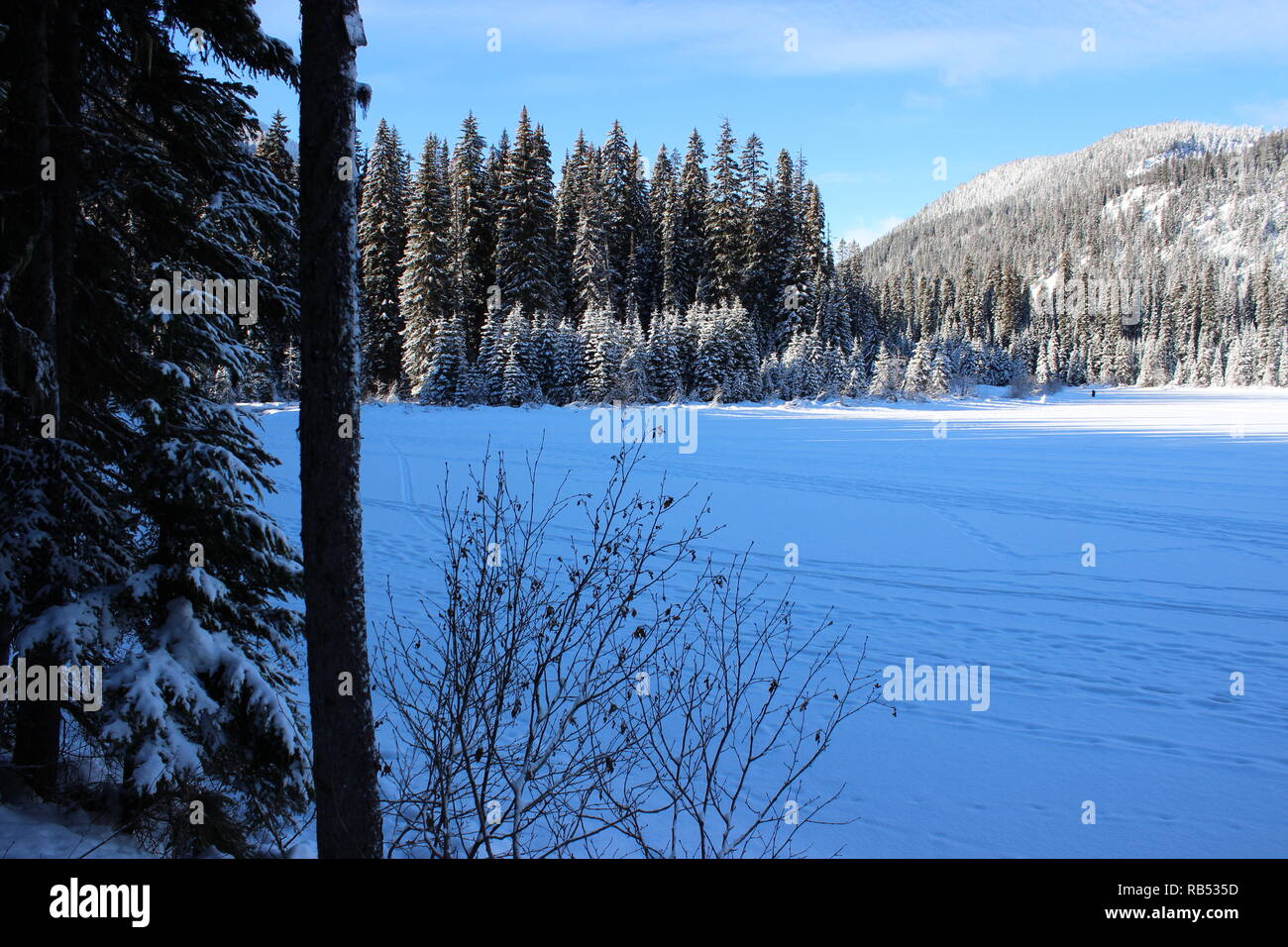 Lightening lake hi-res stock photography and images - Alamy