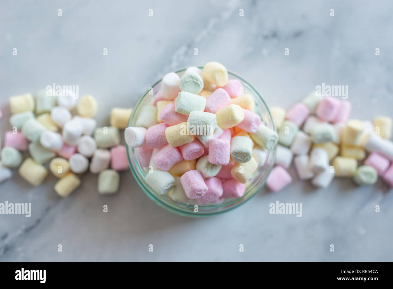Colorful mini marshmallow Stock Photo - Alamy