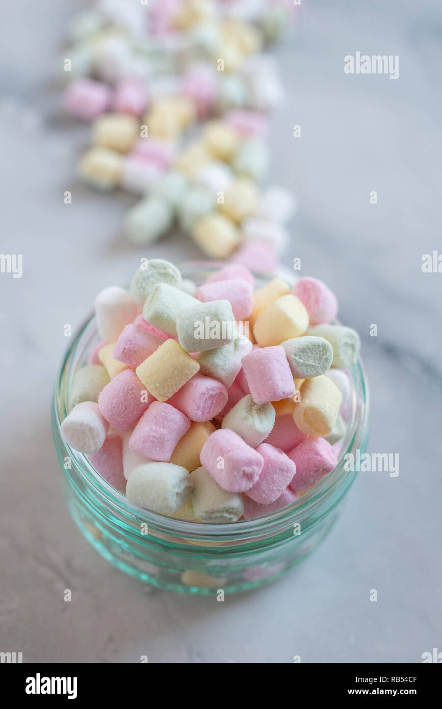 Colorful mini marshmallow Stock Photo - Alamy