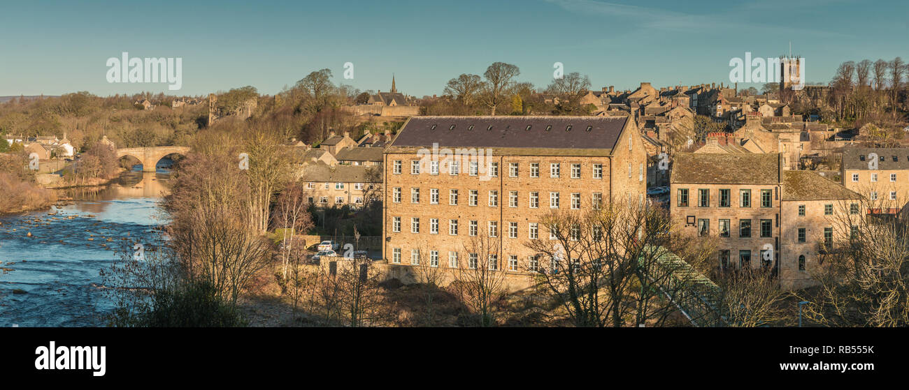 Ancient buildings in durham hi-res stock photography and images - Alamy