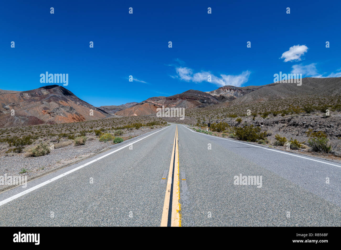 Straight formation hi-res stock photography and images - Alamy