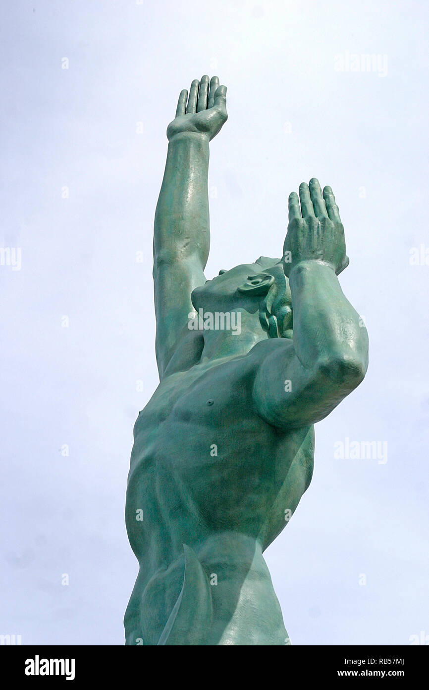 Downtown cleveland statue hi-res stock photography and images - Alamy