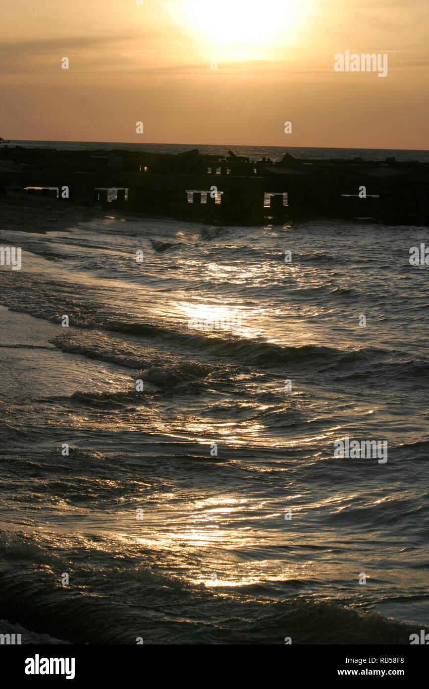 Cleveland ohio lake erie beach hi-res stock photography and images - Alamy