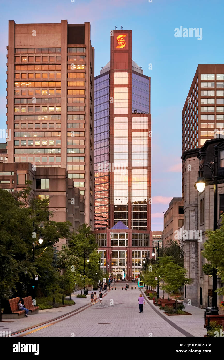 Skyscraper facade montreal canada hi-res stock photography and images ...