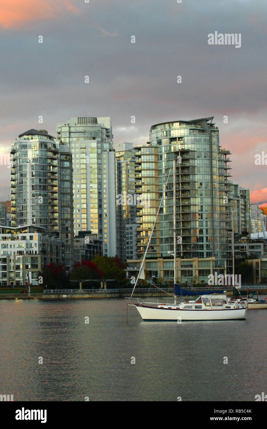 A Vertical twilight view of Vancouver across water Stock Photo - Alamy
