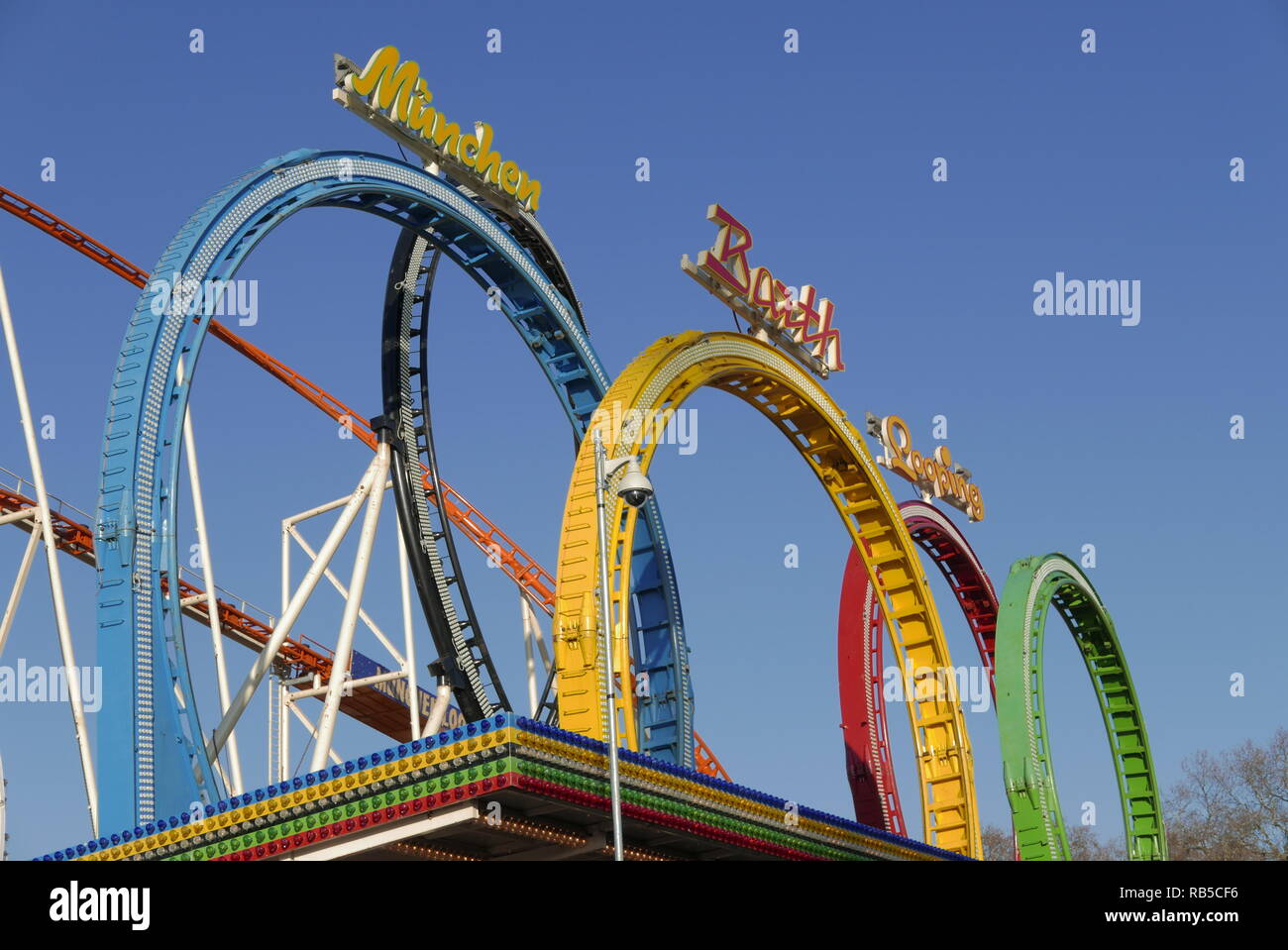 Worlds of fun roller coaster hi-res stock photography and images - Alamy