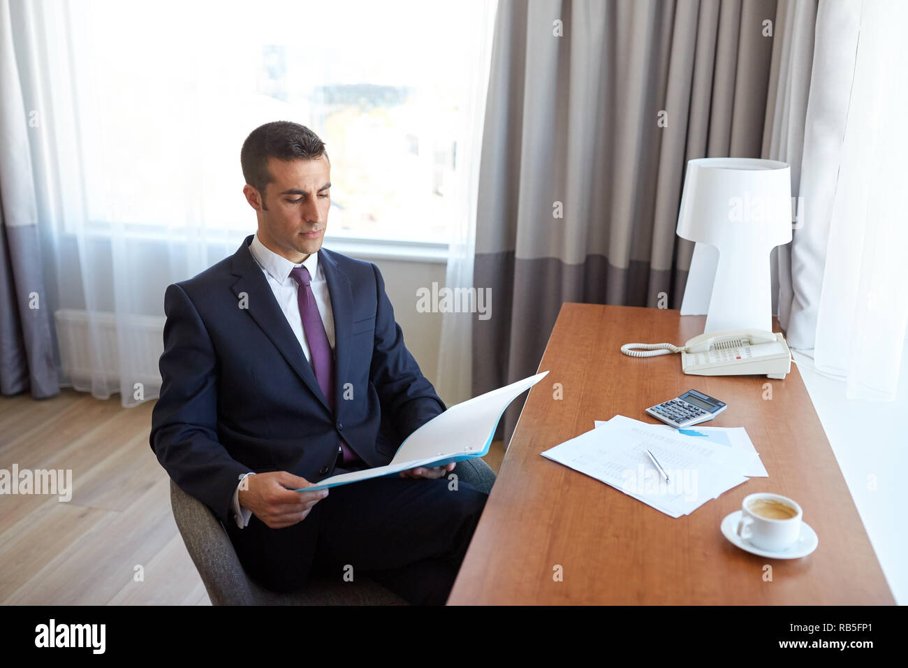 Room papers hi-res stock photography and images - Alamy