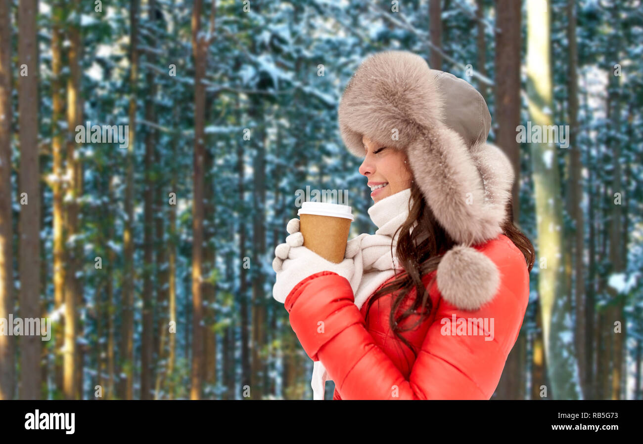 Woman takeaway cup coffee hi-res stock photography and images - Alamy