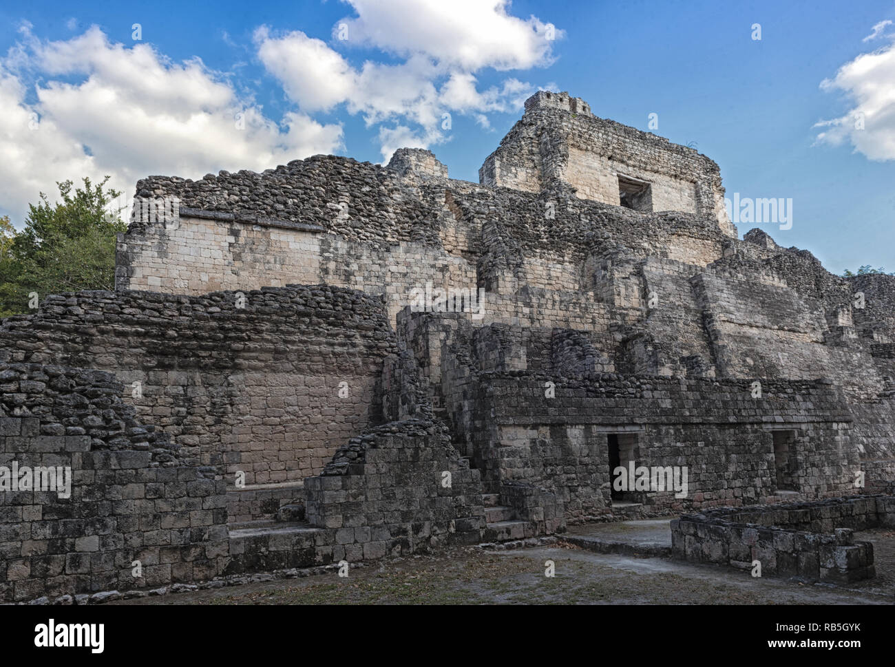 the ruins of the ancient mayan city of becan, campeche, mexico Stock ...