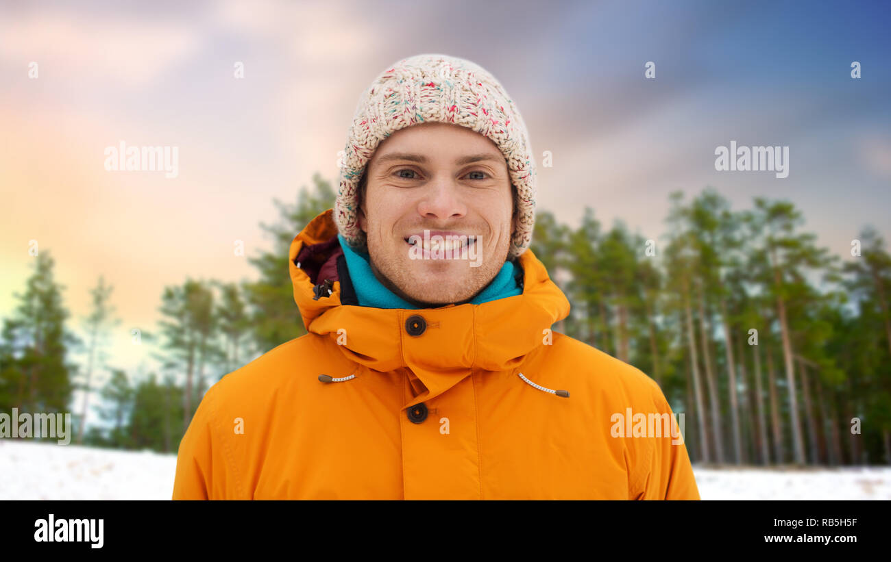 Man in winter clothes hi-res stock photography and images - Alamy
