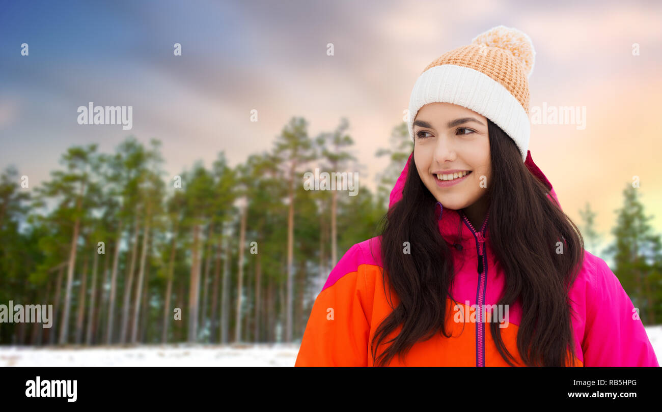 Teen girl in winter clothes hi-res stock photography and images - Alamy