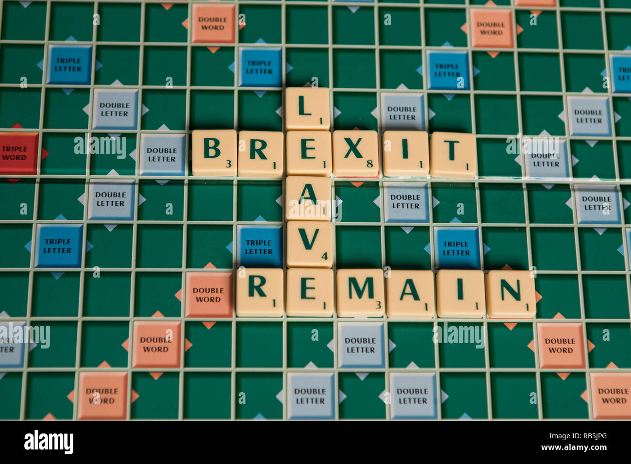 Brexit, leave, remain scrabble Stock Photo - Alamy
