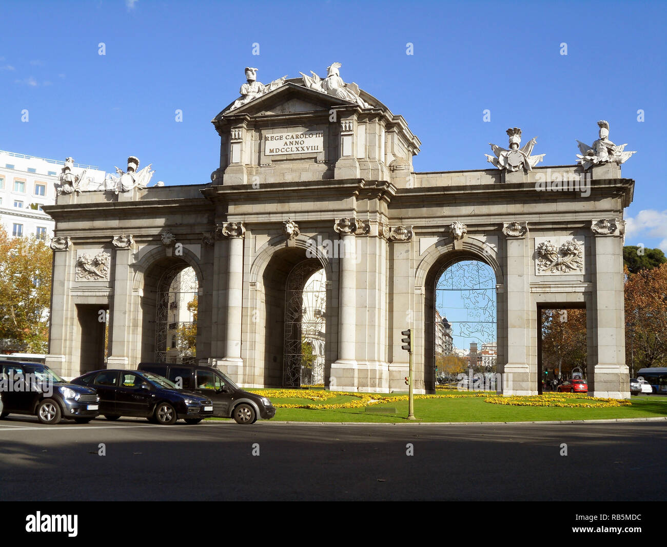 Puerta de Alcala, the first modern post-Roman triumphal arch built in ...