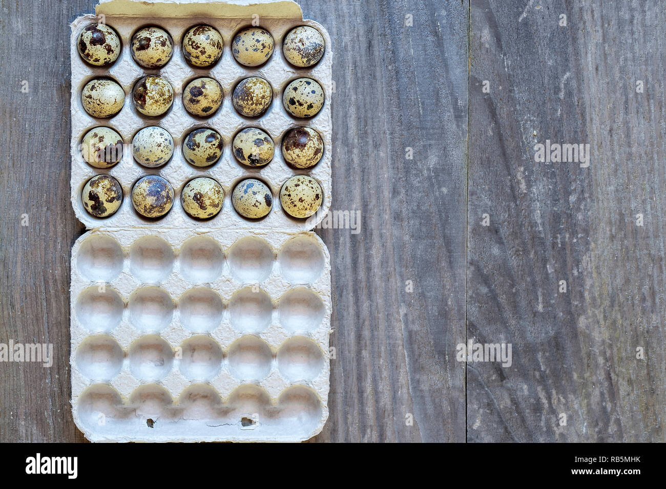 Egg shell paper texture hi-res stock photography and images - Alamy