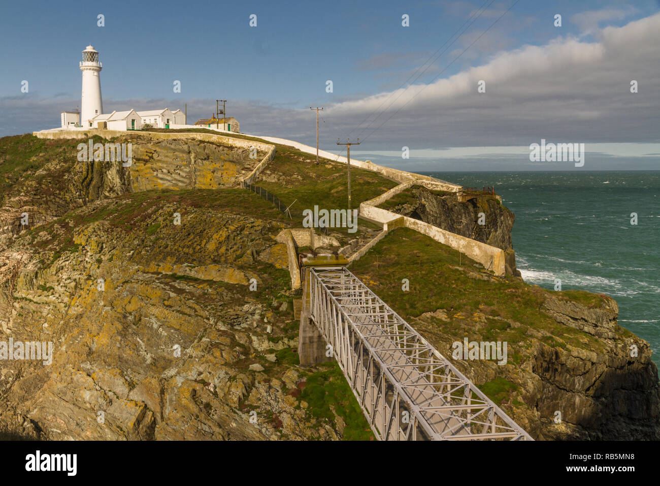 South stack lighthouse footbridge hi-res stock photography and images ...