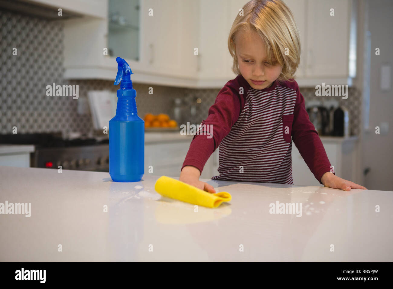 Cleaning boy hi-res stock photography and images - Alamy