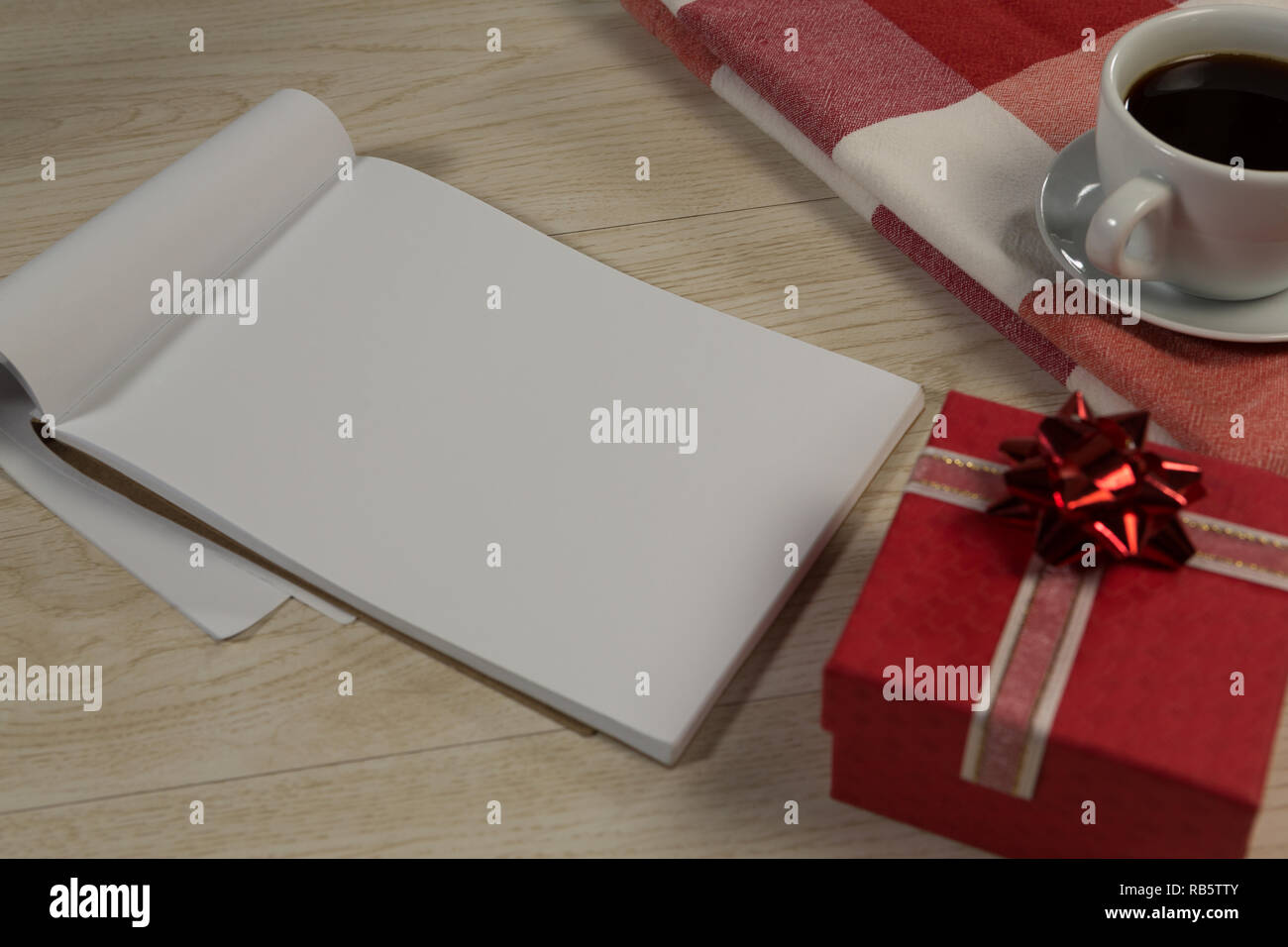 Black notepad hi-res stock photography and images - Alamy