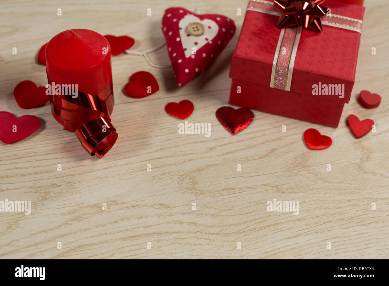 Gift boxes table hi-res stock photography and images - Alamy