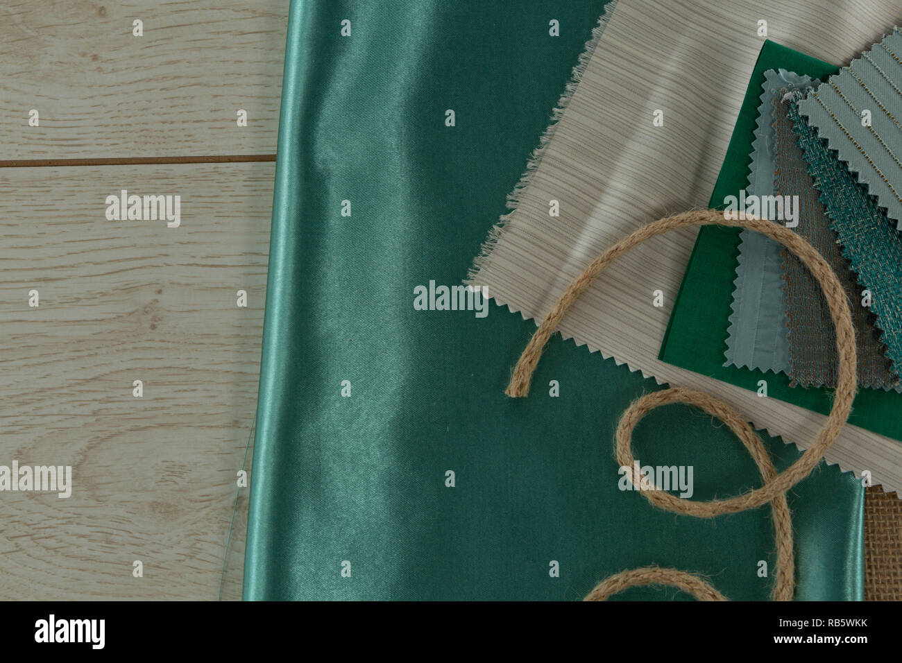 Table rope hi-res stock photography and images - Alamy