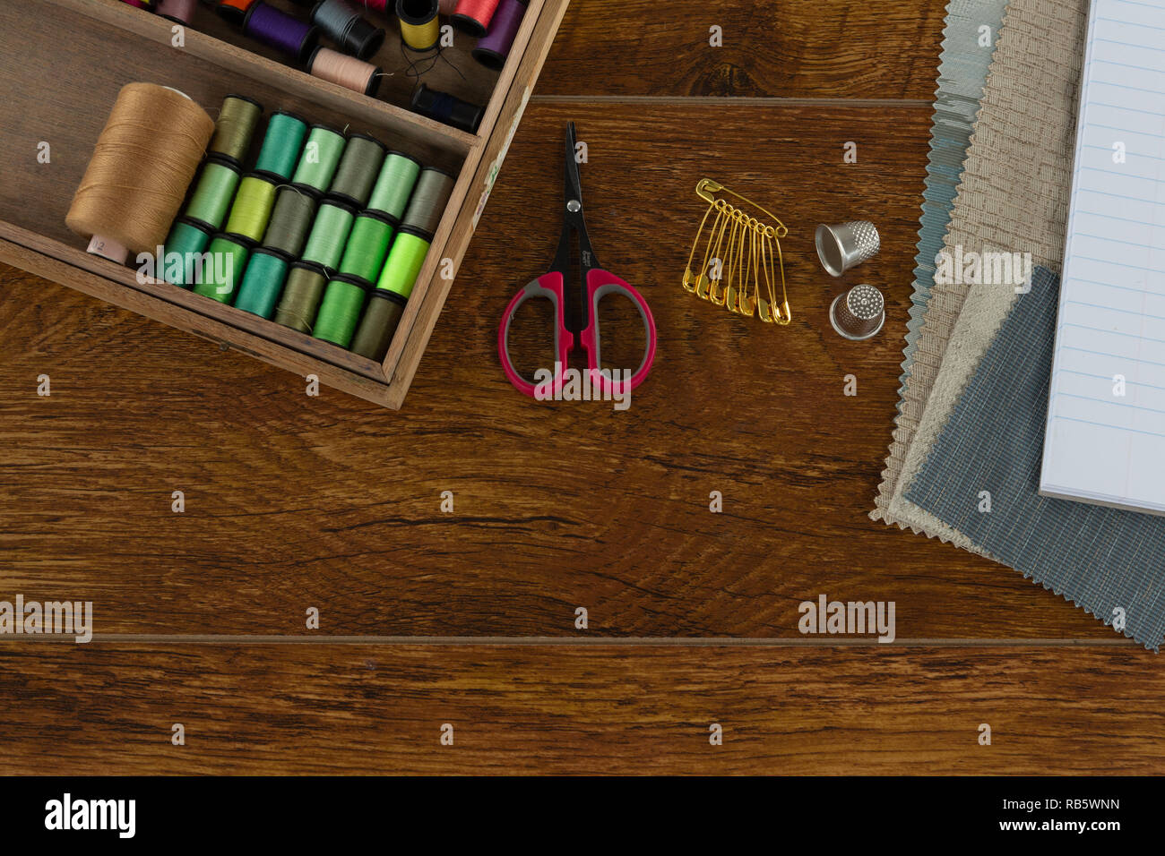 Textile rolls hi-res stock photography and images - Alamy