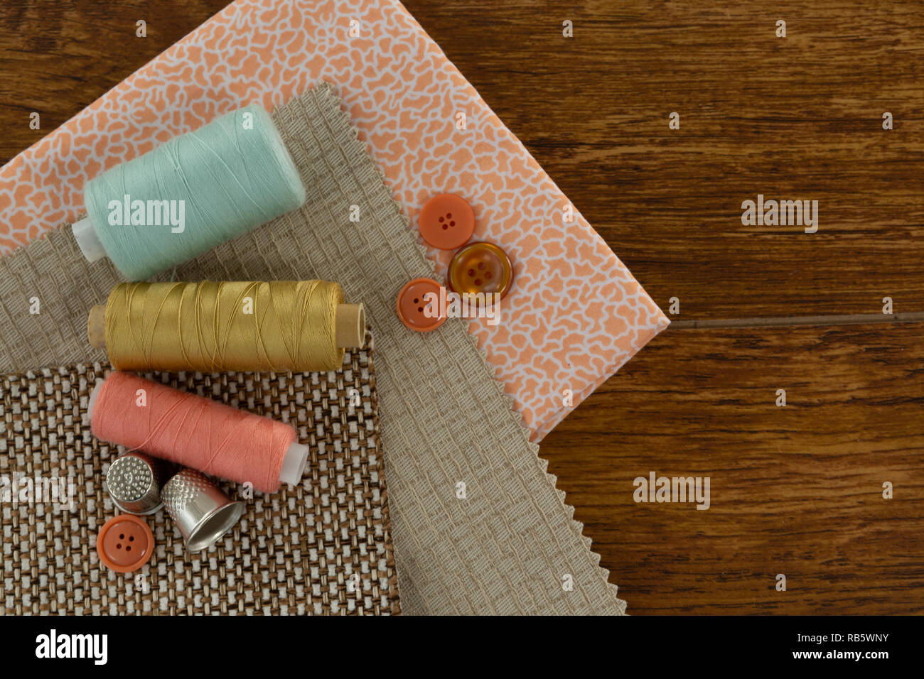 Thread on a roll hi-res stock photography and images - Alamy