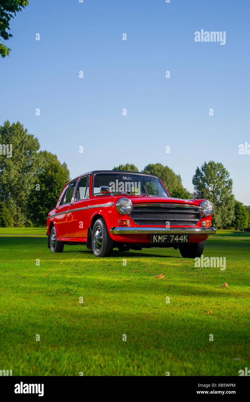 1971 austin 1300 hi-res stock photography and images - Alamy