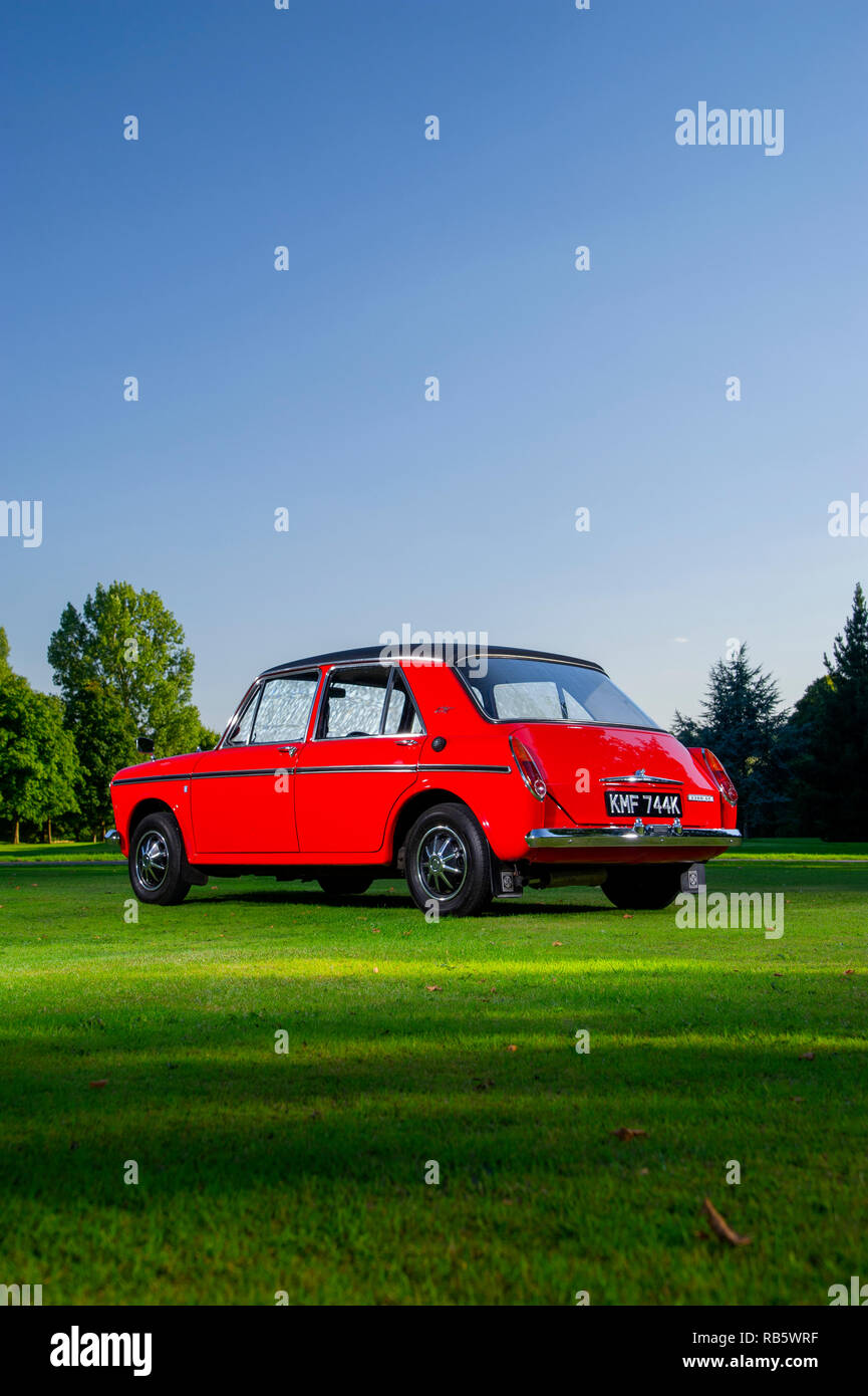 1971 austin 1300 hi-res stock photography and images - Alamy