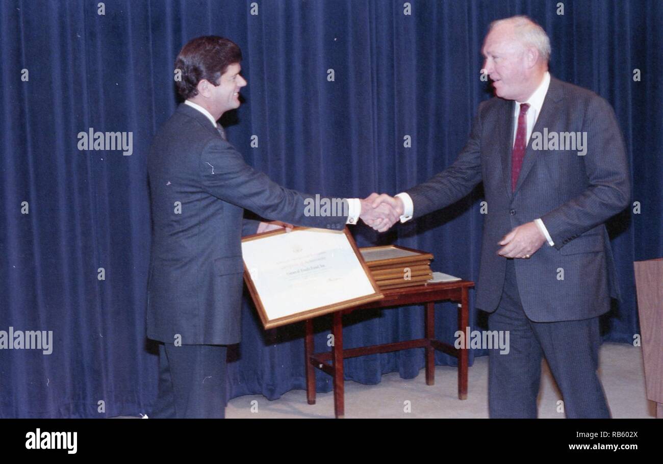 End World Hunger - Giving awards and recognition Stock Photo - Alamy