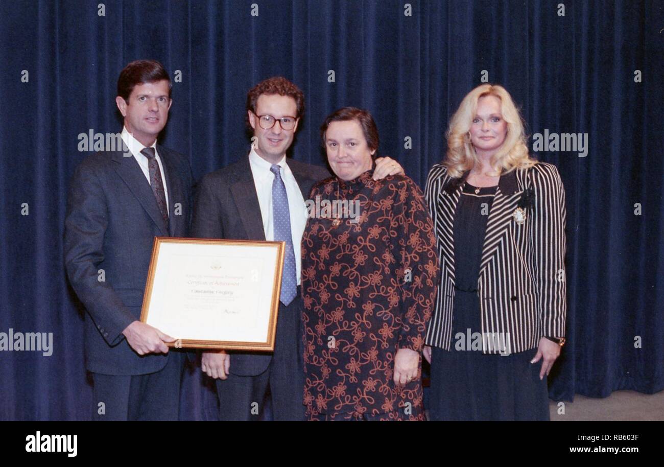 End World Hunger - Giving awards and recognition Stock Photo - Alamy