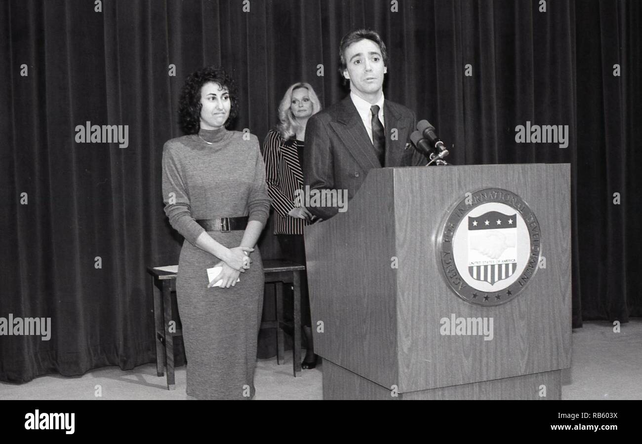 End World Hunger - Award acceptance Stock Photo - Alamy