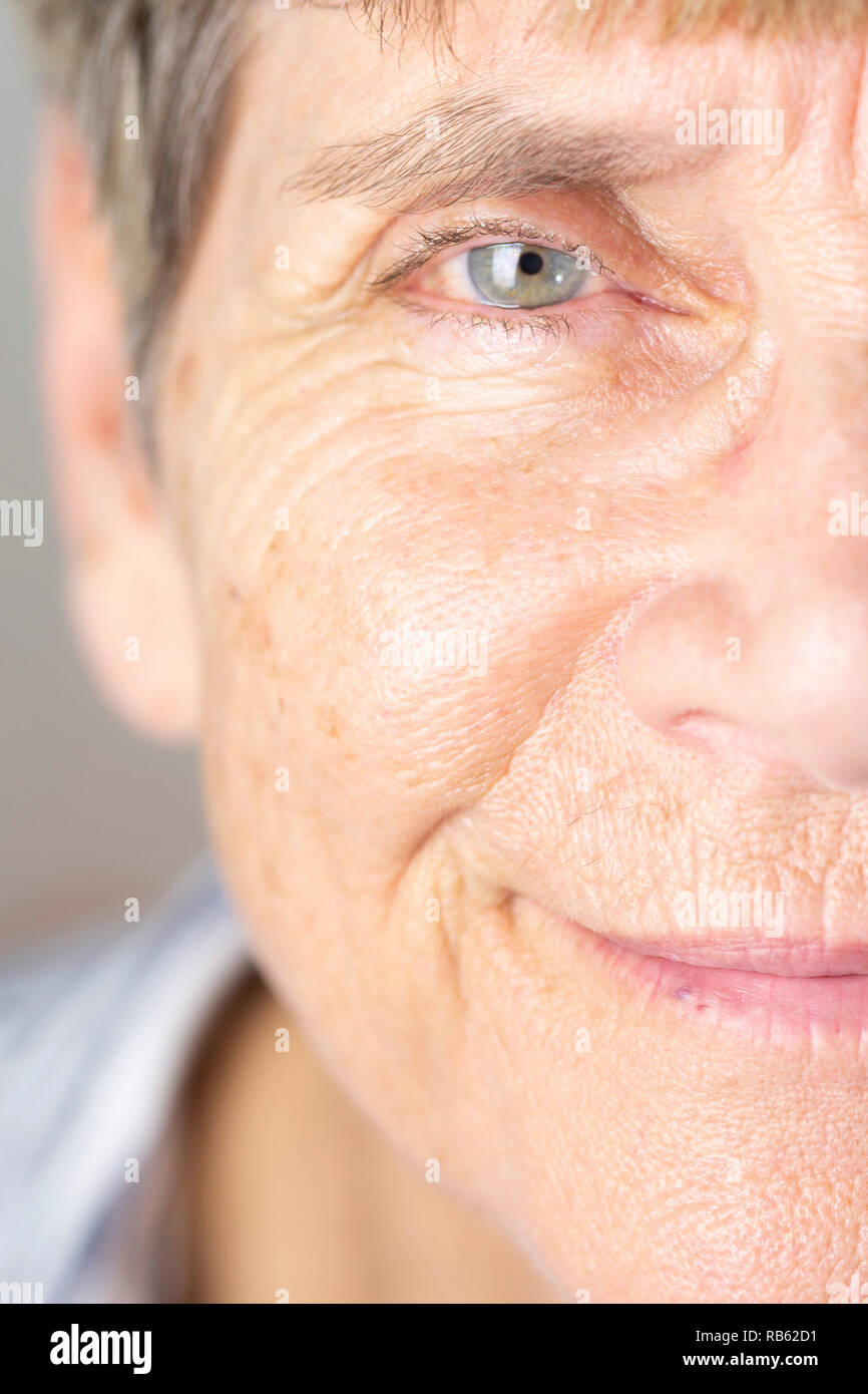 Face of old woman Stock Photo - Alamy