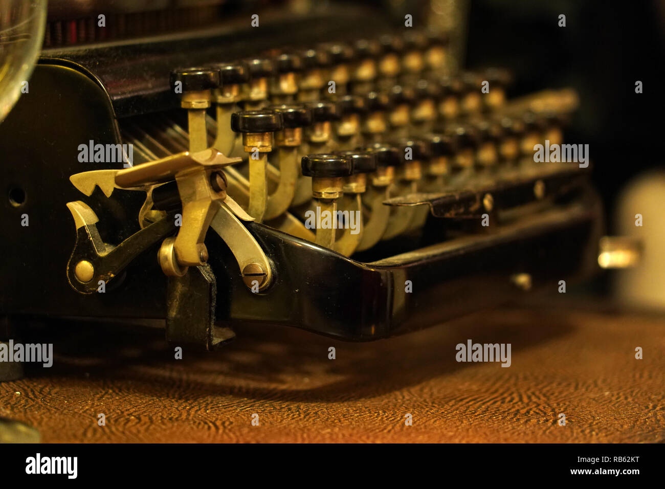 old typewriter keys detail close up Stock Photo - Alamy