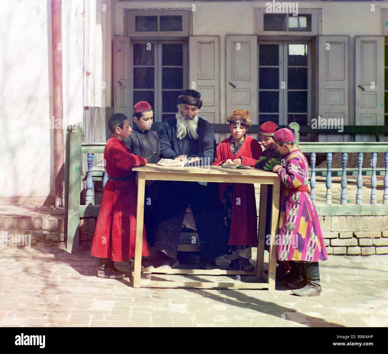 Uzbekistan samarkand children hi-res stock photography and images - Alamy