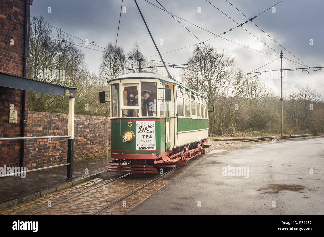 Trolley bus trolleybus transport hi-res stock photography and images ...