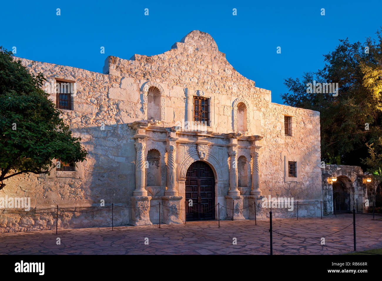 The Alamo - site of an heroic battle for Texas' independence from ...
