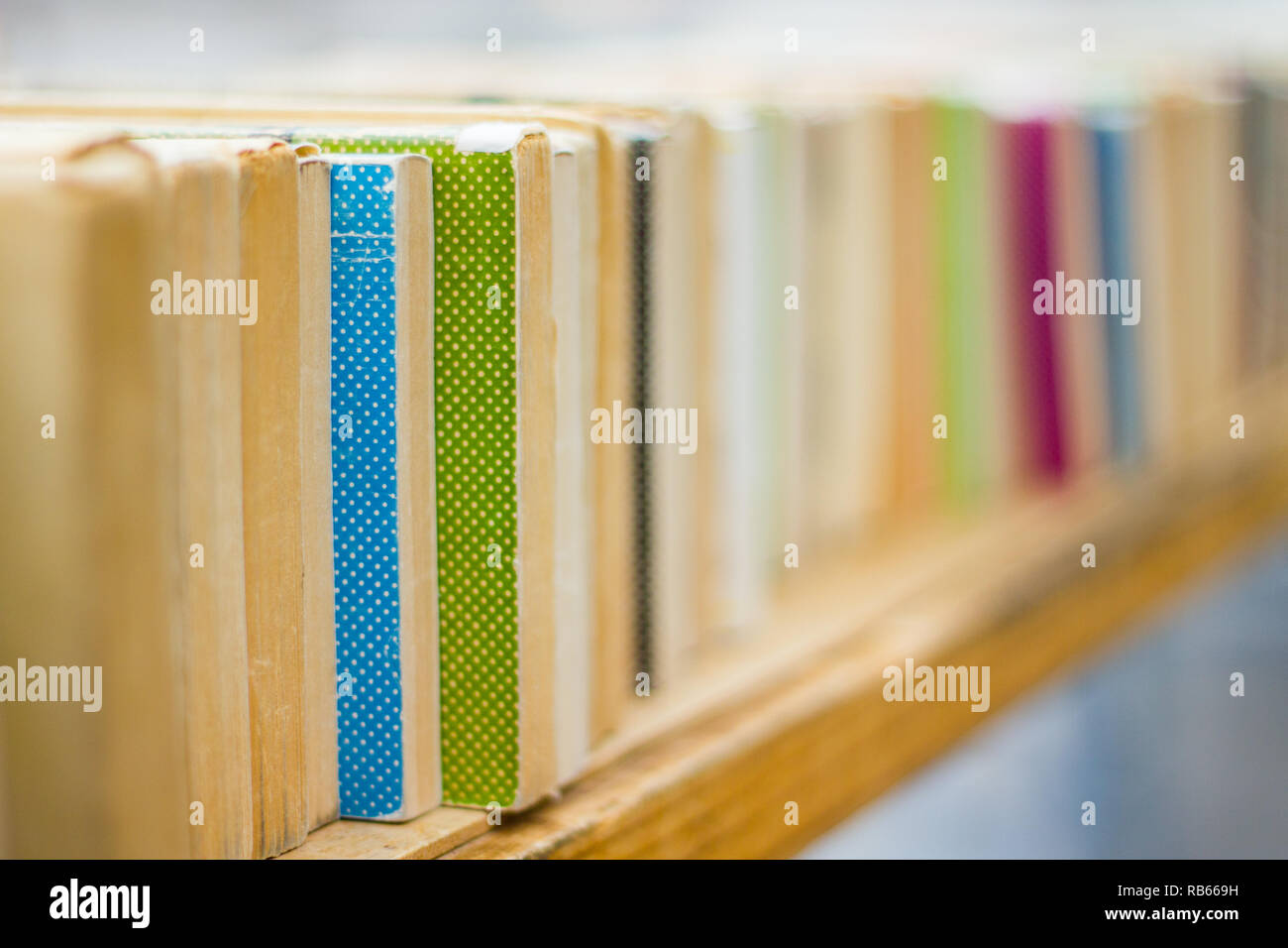Books arranged in shelf hi-res stock photography and images - Alamy