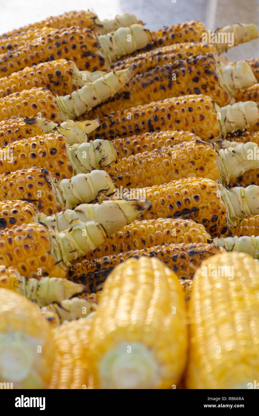 Dubai street cooking hi-res stock photography and images - Alamy