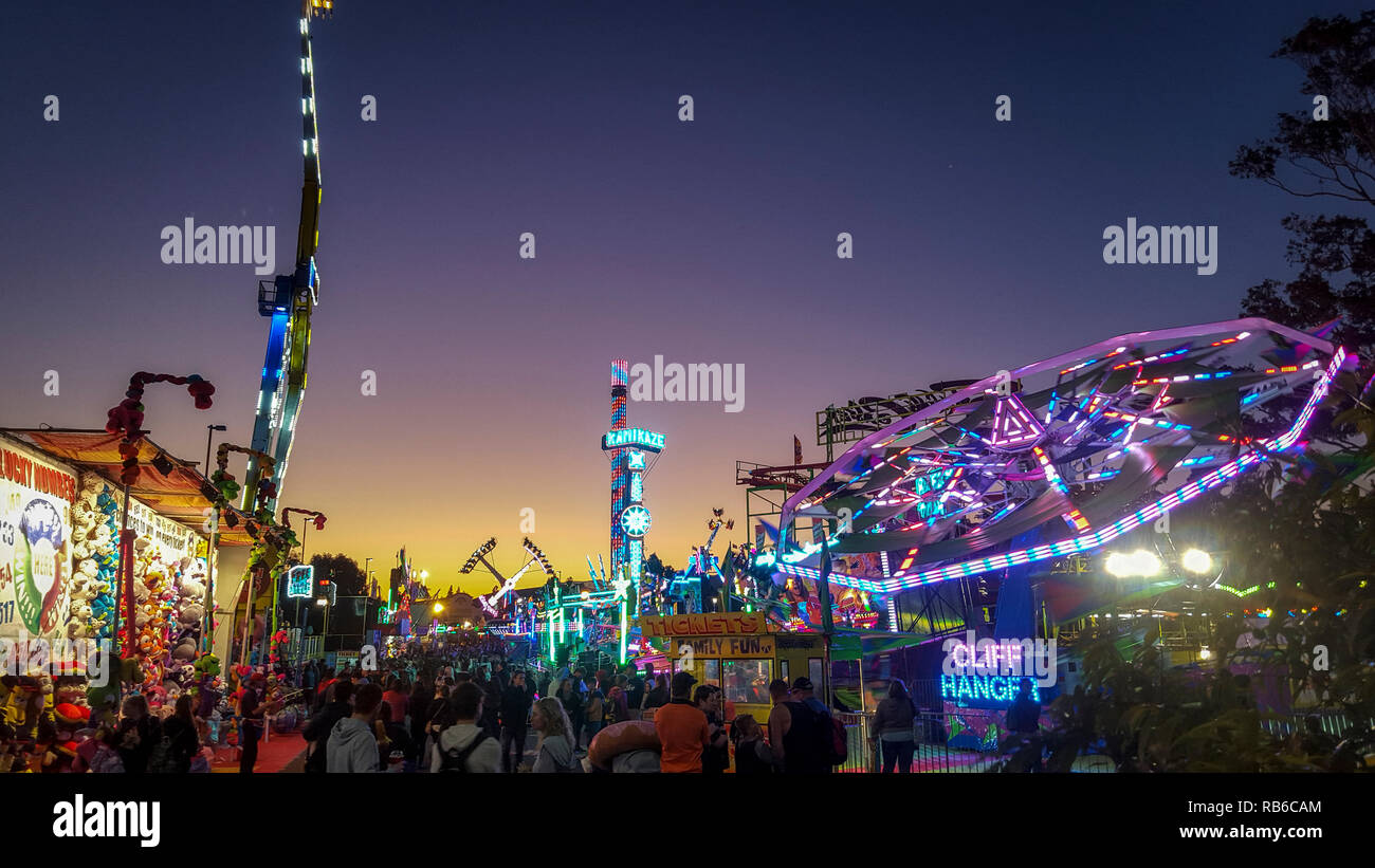 Fairground games hi-res stock photography and images - Alamy
