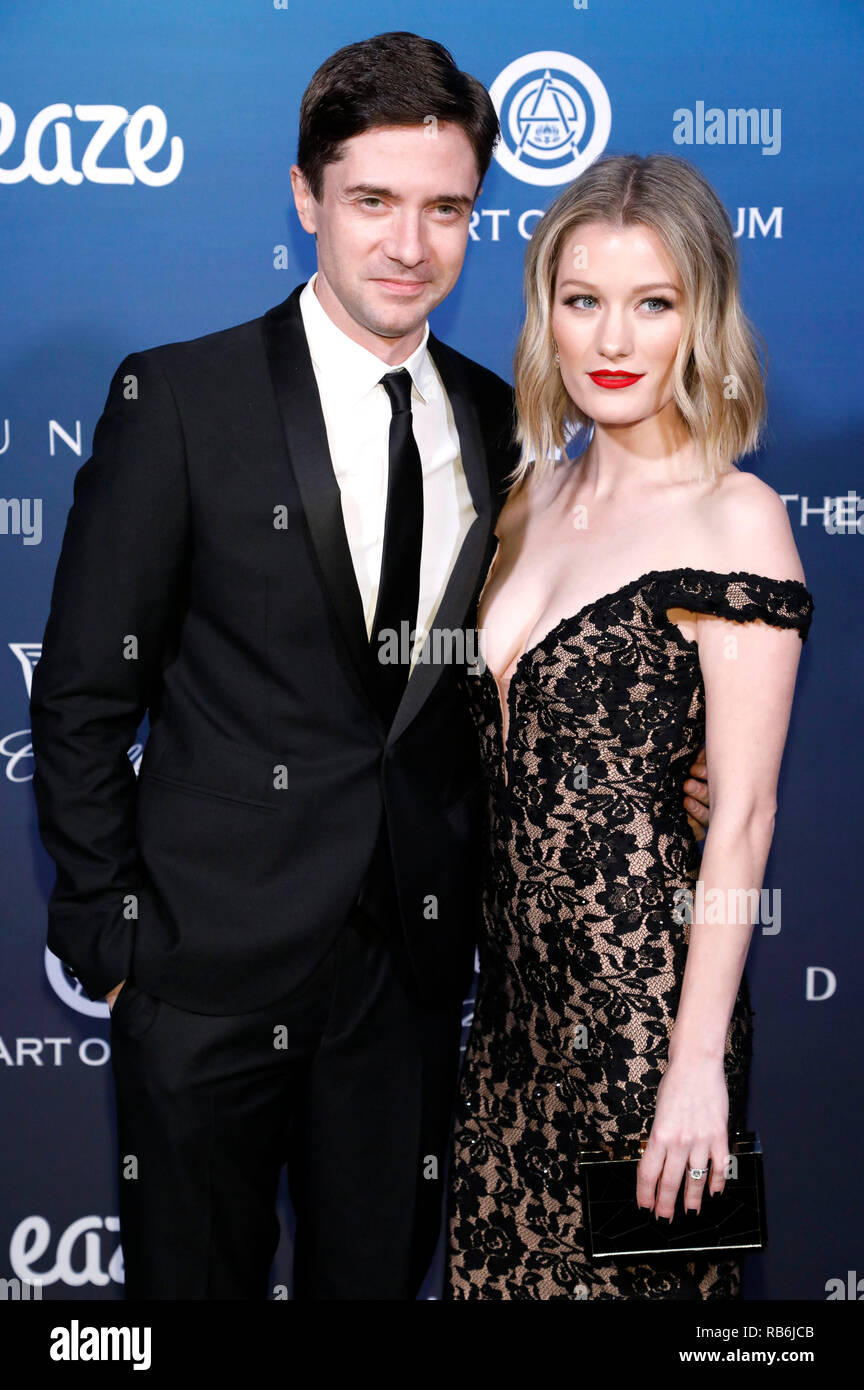 Los Angeles, USA. 5th Jan 2019. Topher Grace and his wife Ashley ...
