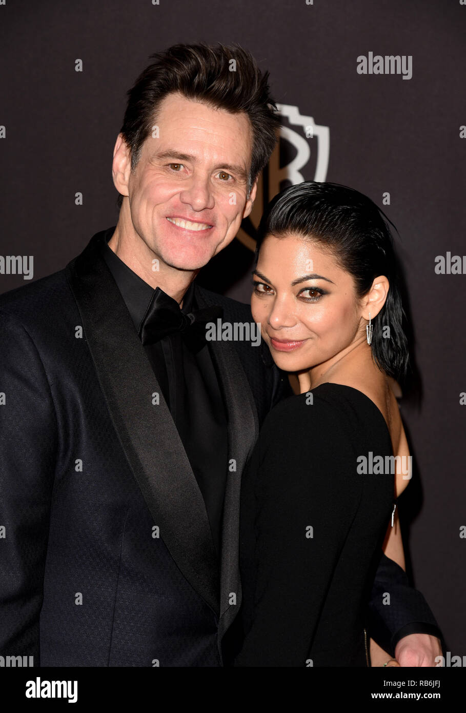 LOS ANGELES, CALIFORNIA - JANUARY 06: Jim Carrey and Ginger Gonzaga ...