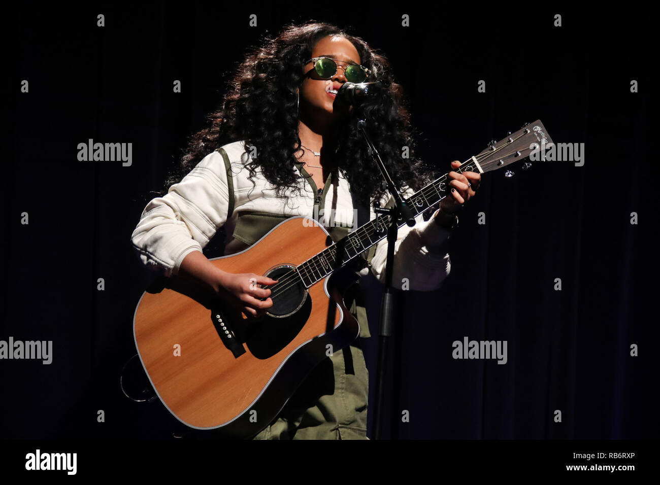 Gabi wilson hi-res stock photography and images - Alamy