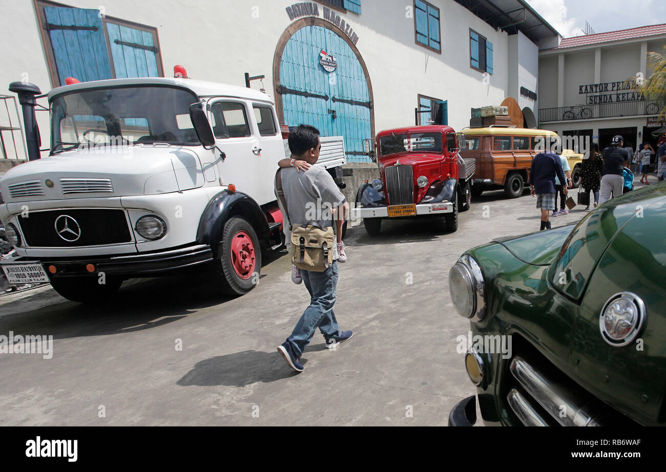 Mercedes Benz 911 (1959) truck collection from Museum Angkut (Museum of ...