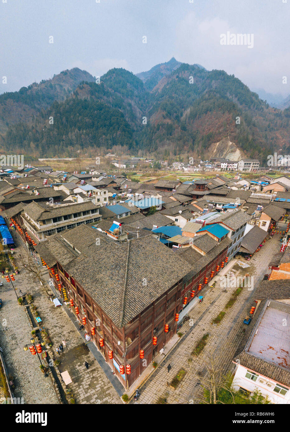 Hanzhong, Hanzhong, China. 8th Jan, 2019. Hanzhong, CHINA-Scenery of ...