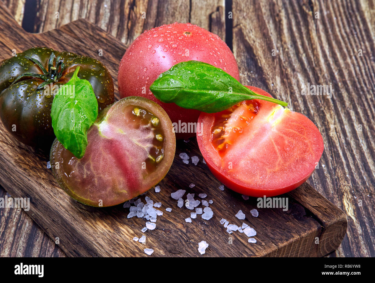 Vin tomatoes hi-res stock photography and images - Alamy