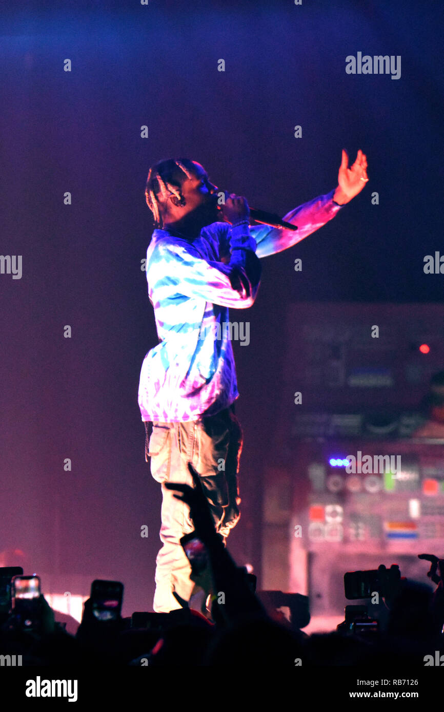 Travis Scott on Astroworld - The Wish You Were Here Tour 2018 at the ...